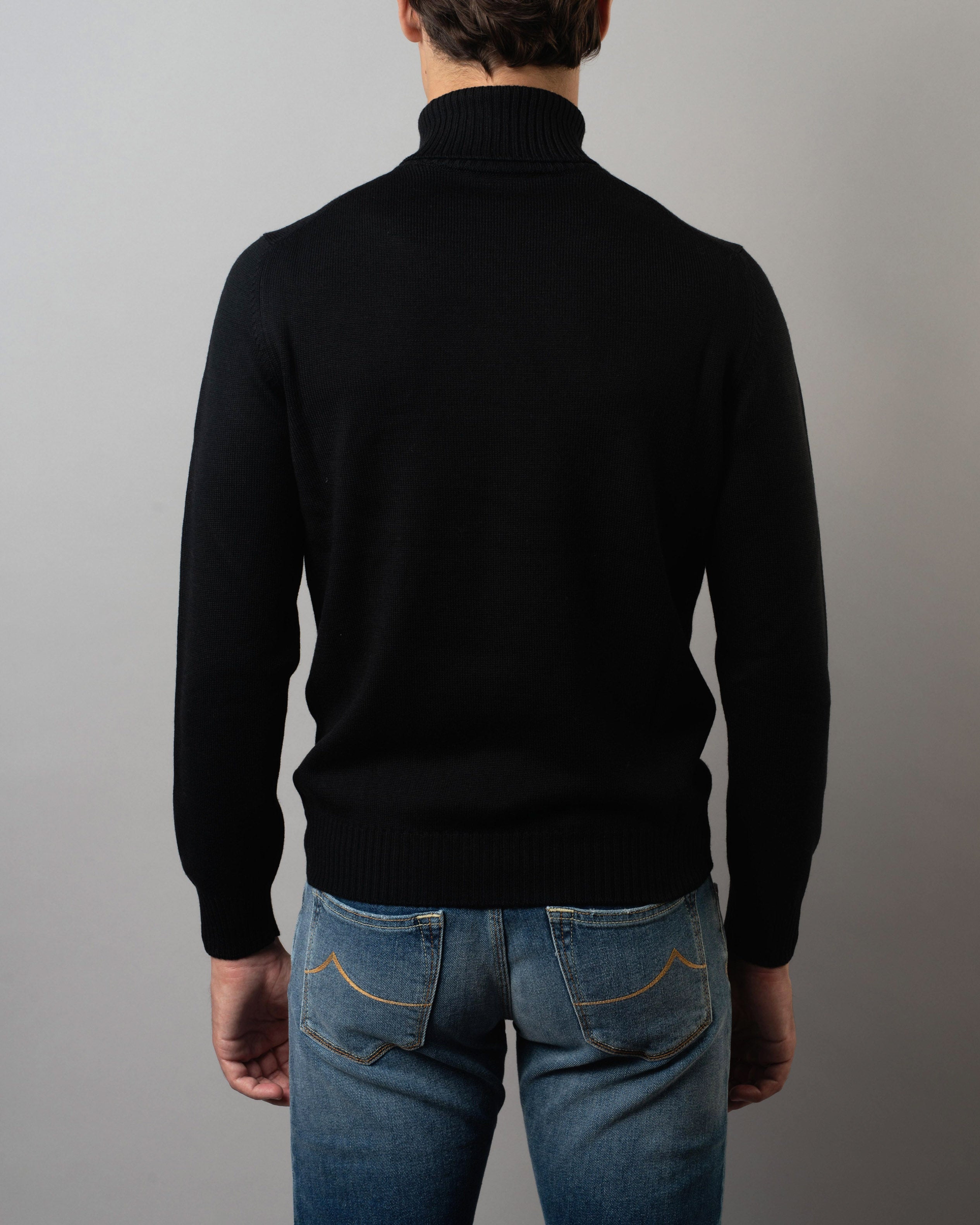 Henry Singer | Luxury Men's Suits & Clothing Since 1938